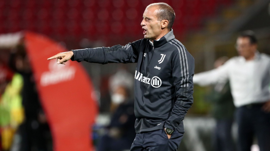 Ювентус и Наполи се надцакват за Джакомо Распадори