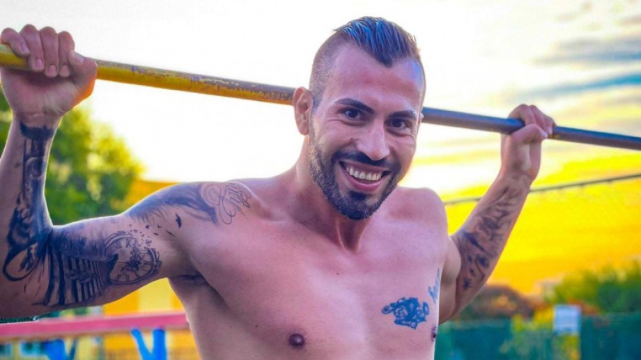 Момчил от "Един за друг" показа новата си приятелка (СНИМКИ)