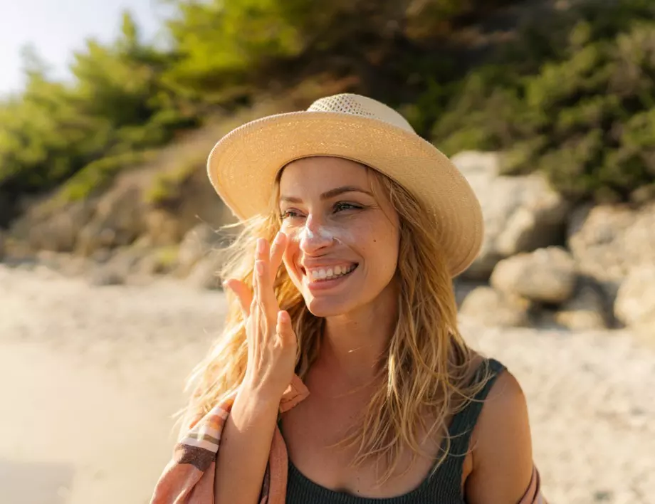 6 места, които със сигурност пропускате, когато нанасяте слънцезащитен крем