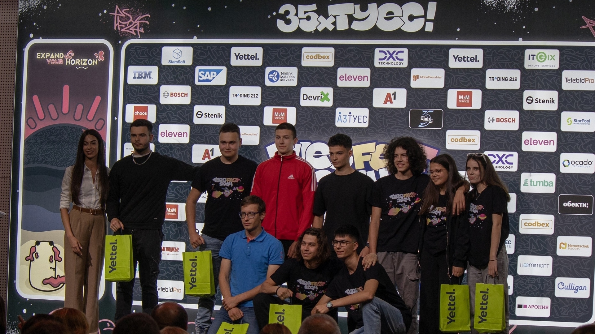 Приложение за хранителни режими и „говореща“ количка спечелиха ...