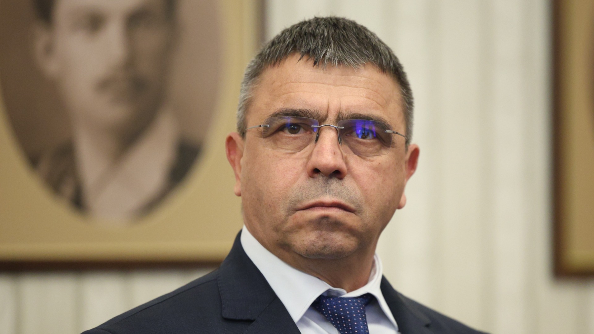 МВР не видя проблем, че синът на Атанас Илков работи във ведомството ...