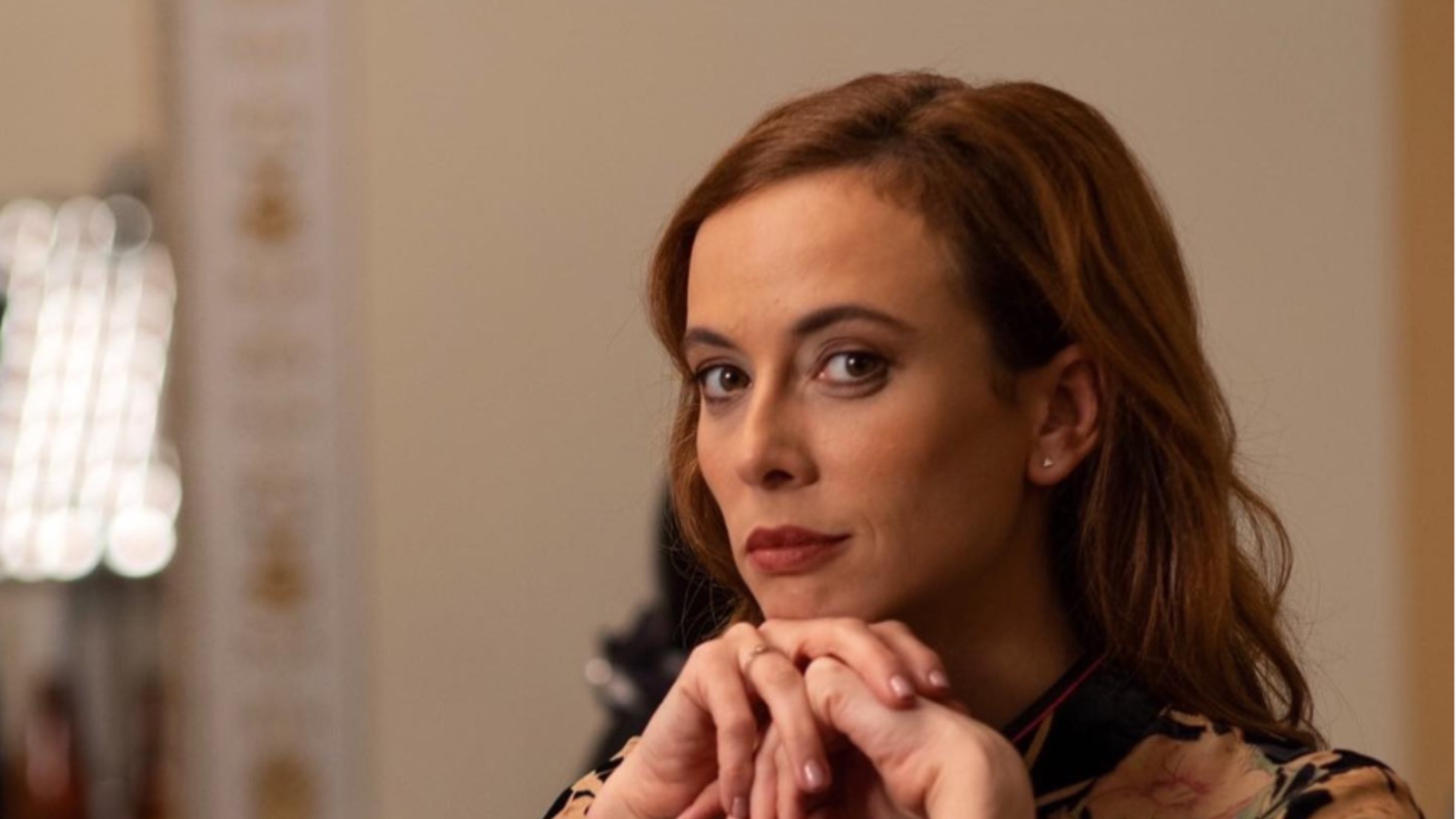 Весела Бабинова за ролите на майка и актриса: Съмнявам се в себе си (СНИМКИ) | Actualno.com