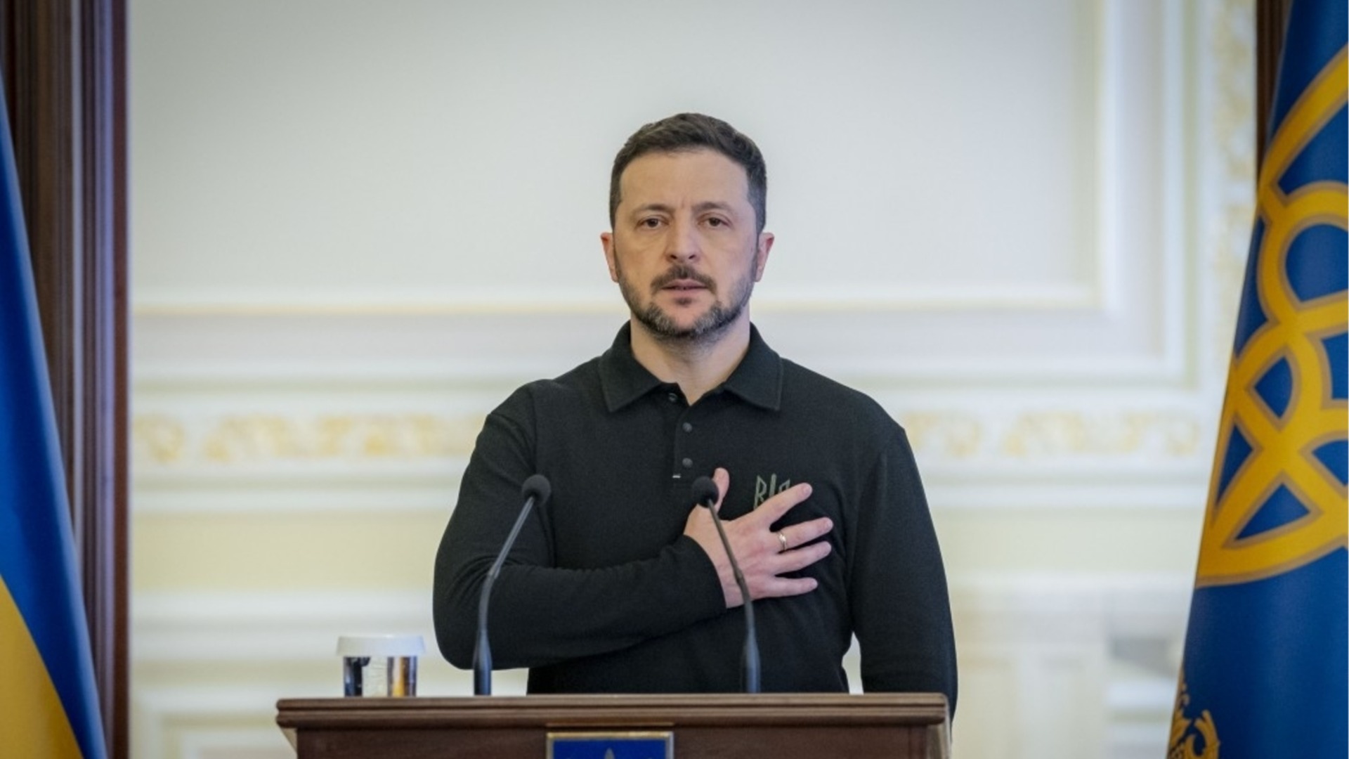 Зеленски Има данни че Русия е използвала севернокорейска ракета за удара по Киев СНИМКИ